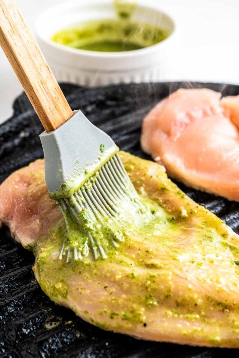 20-Minute Grilled Basil Pesto Chicken with Charred Tomatoes and Avocado ...
