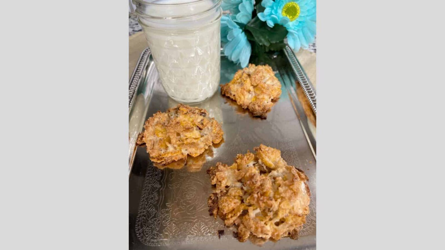 15 Nostalgic Comfort Foods You Forgot How Much You Loved - Renee Nicole ...