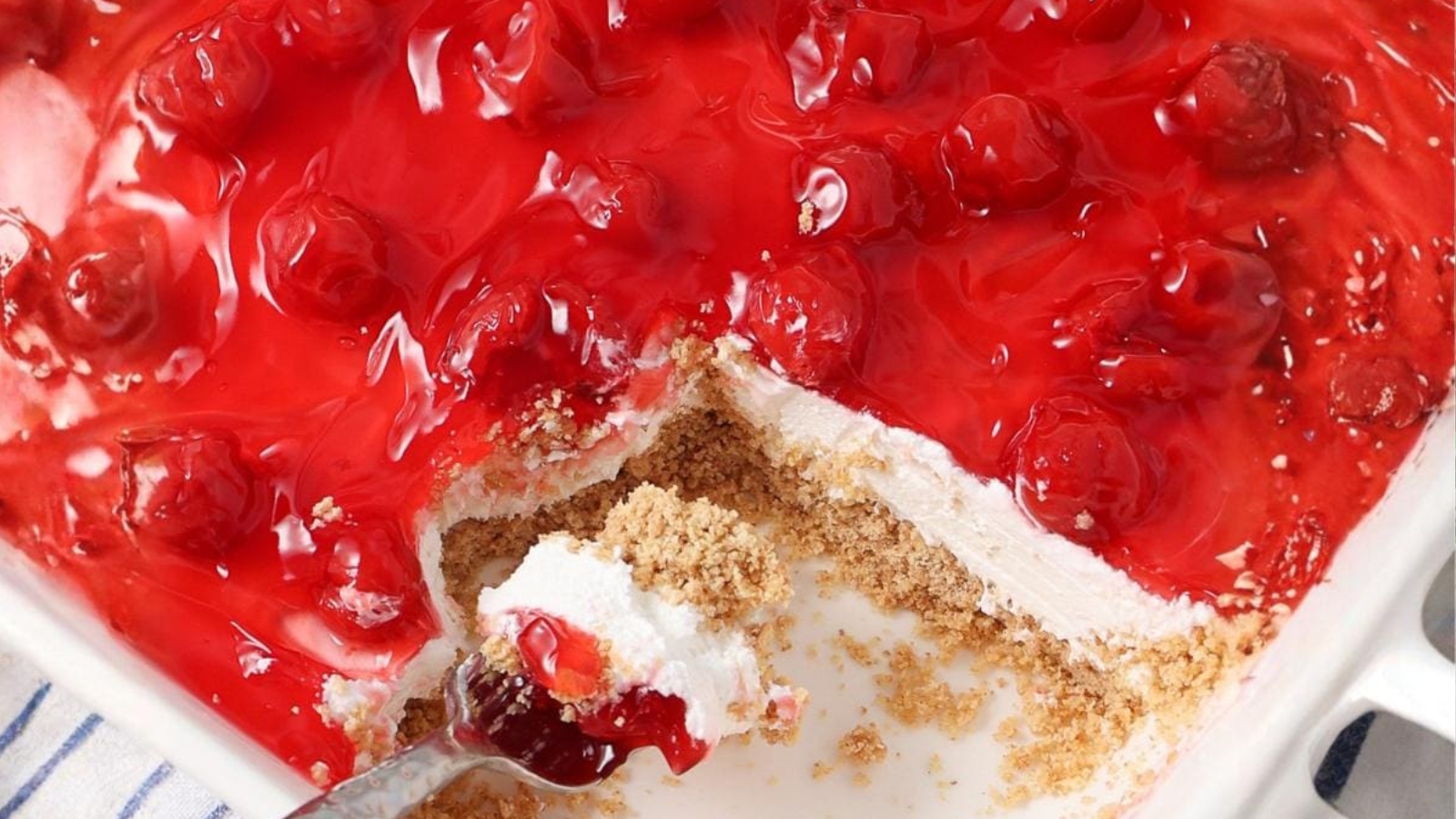 29 Sweet Treats That Made Graduation Parties Unforgettable
